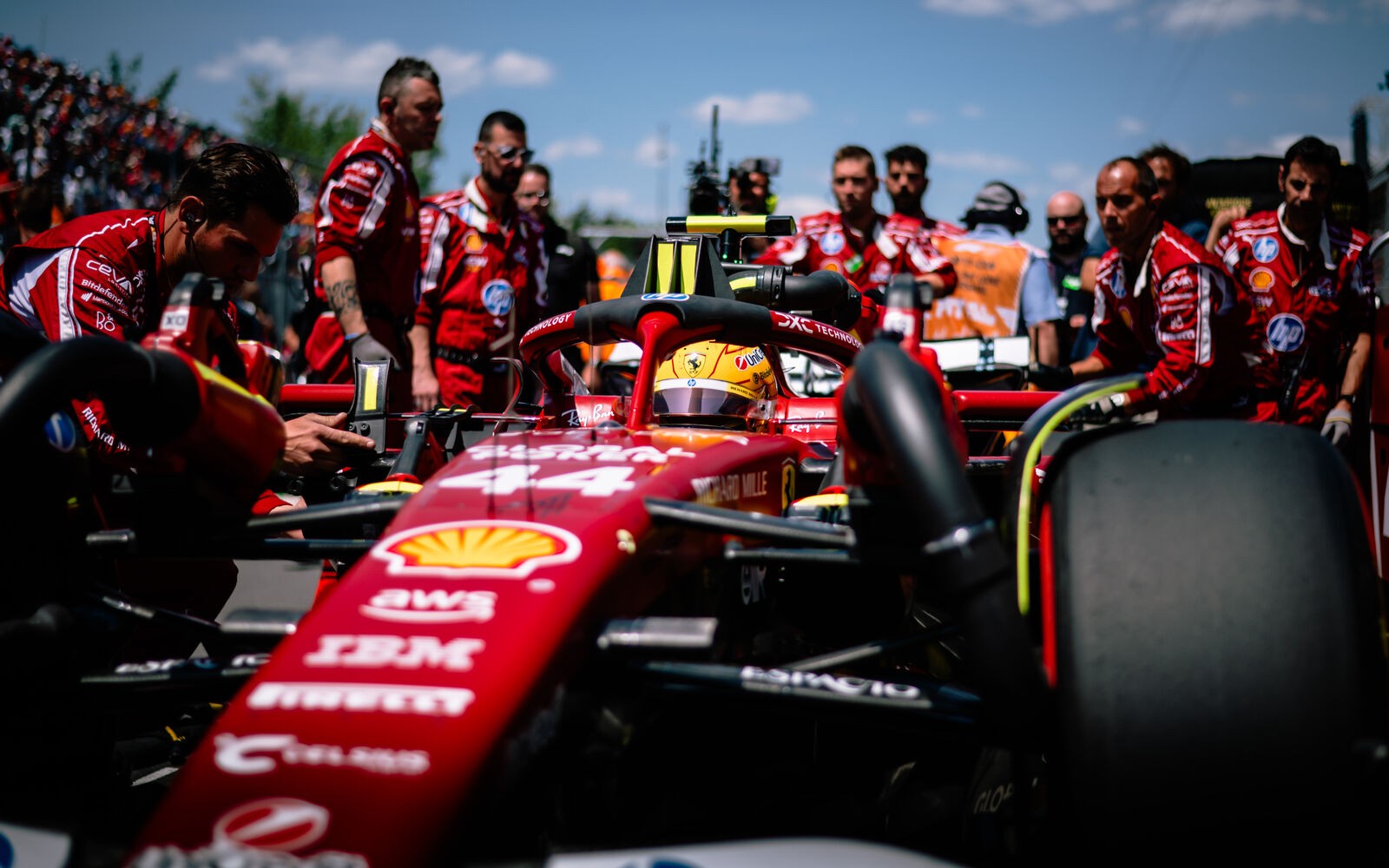 Vzdá sa Ferrari rýdzej talianskosti? Podľa Rosberga uvažuje nad ...